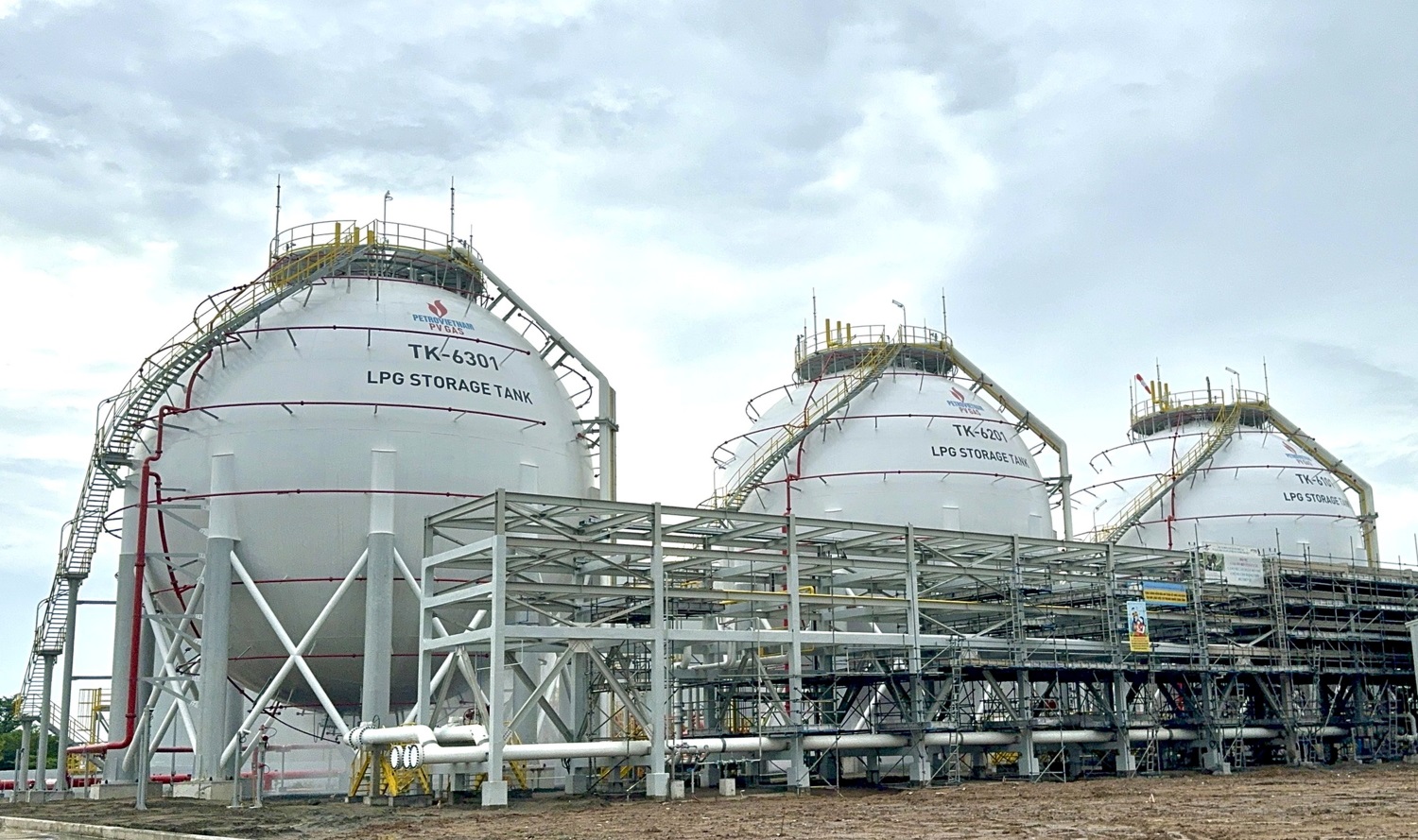 PV GAS đưa vào hoạt động 3 bồn chứa LPG tại Kho cảng PV GAS Vũng Tàu